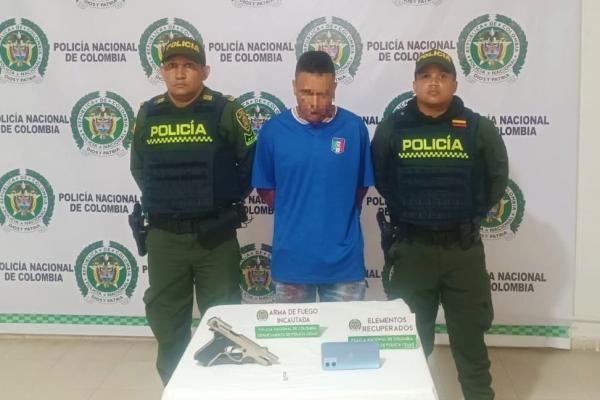 Capturado en flagrancia por el delito de hurto | Policía Nacional de ... Capturado en flagrancia por el delito de hurto | Policía Nacional de ...